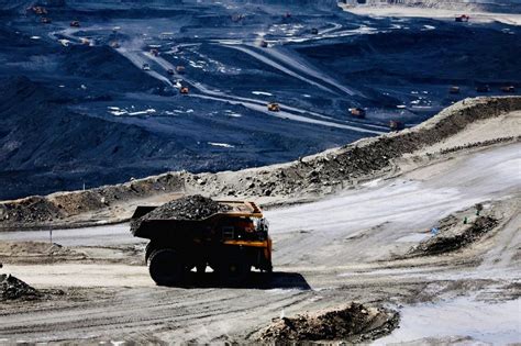 Нүүрс зэс гэсэн эдийн засгийн хоёр тулгууртай болох хэрэгтэй Mining Insight