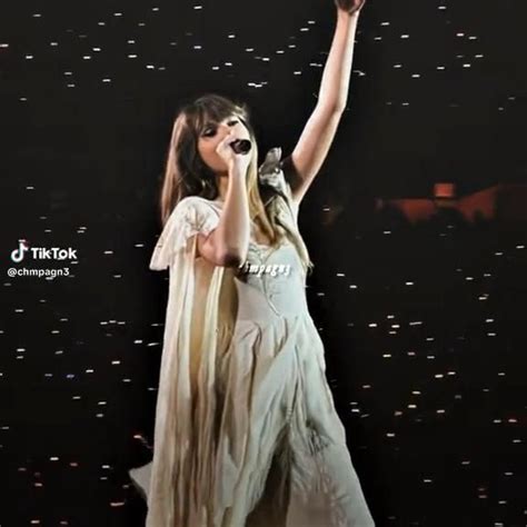 Taylor Swifts Willow Lyrics Capture What Its Like To Want Someone