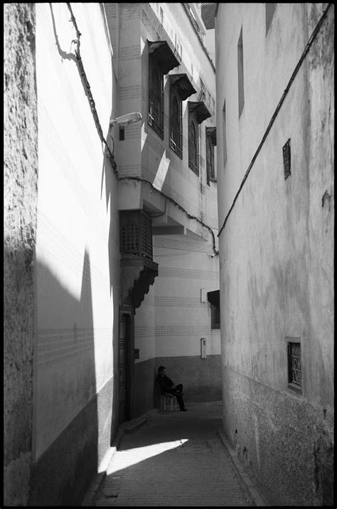 Shadows The Medina Beautpic