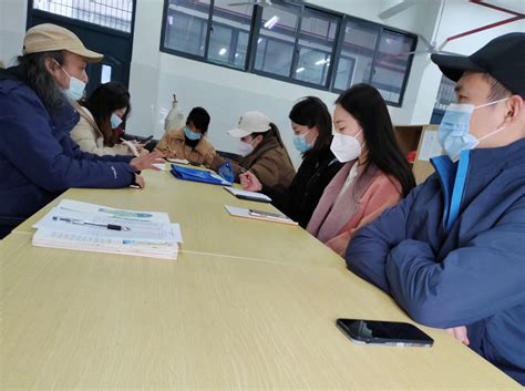 奋进新时代砥砺新征程新创时尚表演与传播专业申报会议在服饰艺术学院召开