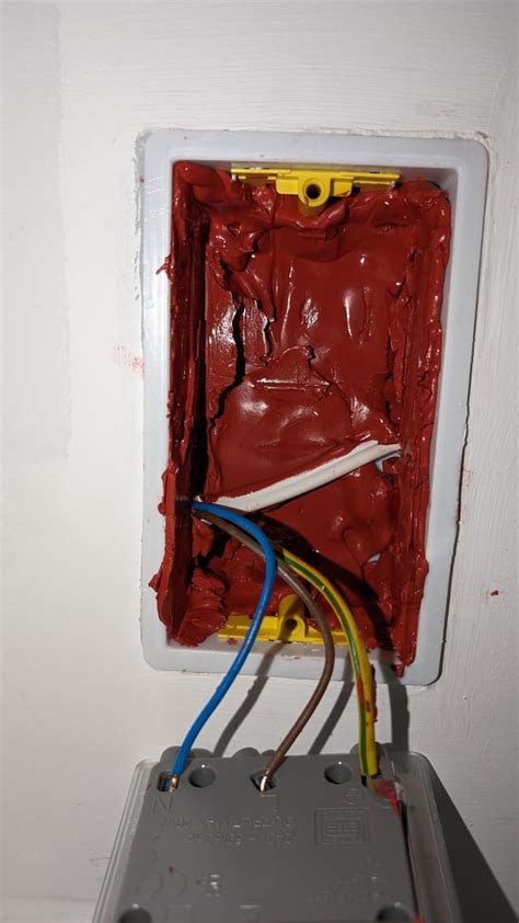 Bathroom Shaver Socket Swap R Diyuk