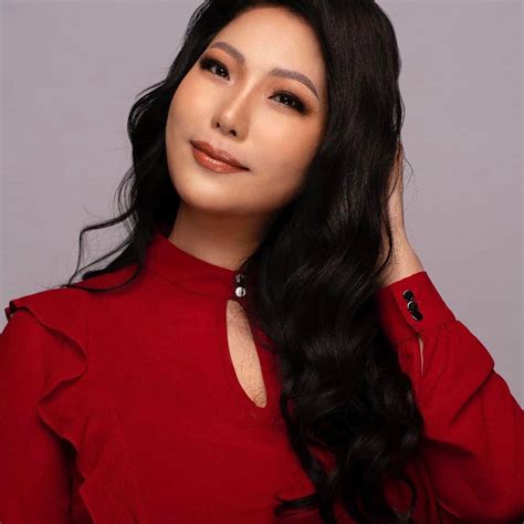 Дуучин Д Отгонжаргалын Фенүүд