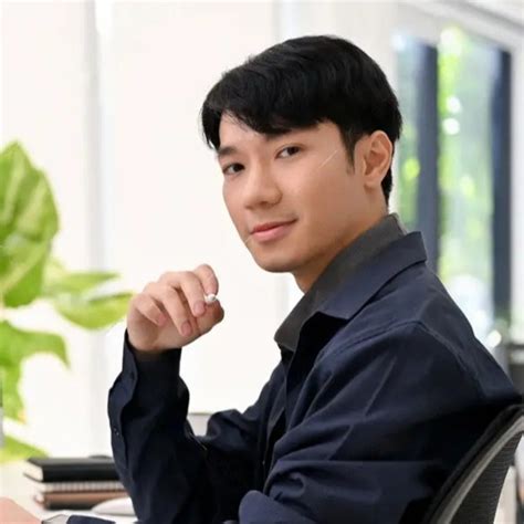 Sami Li Senior Web Developer John Smith Xing