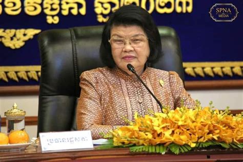 សម្តេចមហារដ្ឋសភាធិការធិបតី ឃួន សុដារី ដឹកនាំកិច្ចប្រជុំគណៈកម្មាធិការអចិន្រ្តៃយ៍រដ្ឋសភា