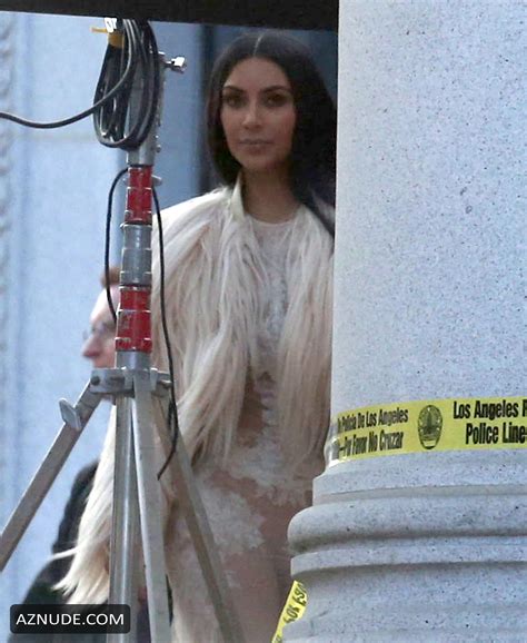 Kim Kardashian White Dress Without Panties On The Set Of Ocean S Eight In Los Angeles Aznude
