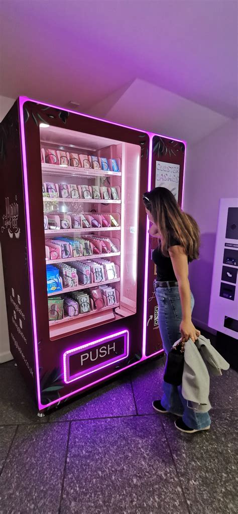 Lashes Vending Machine Voila Vending Machine Design Vending Machine