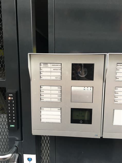 Parturi Kampaaja Alena Malm Katso Salongin Vapaat Ajat Timma