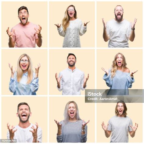 그룹 사람들 여자와 남자의 콜라주 화려한 노란색 고립 된 배경 미친 소리와 공격적인 표현과 팔을 제기와 소리 좌절 개념입니다 감정에 대한 스톡 사진 및 기타 이미지 Istock