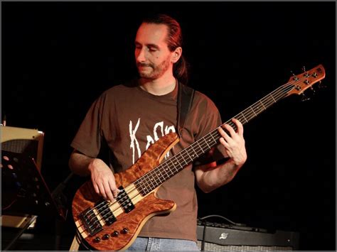 Basse électrique Les Maisons Pop De Chenôve