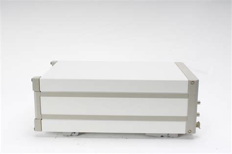 Thorlabs Pro 800 2 Slot Benchtop Chassis With Pda 8000 2 Pd Amplifier Ntc Tech