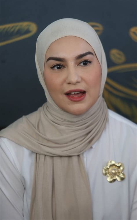 Ini Kata Irish Bella Soal Foto Bareng Adik Tapi Dikira Pacar Baru Kumparan Com