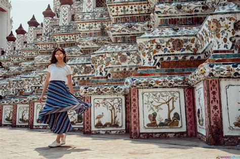 4 สไตล์ชุดสีน้ำเงิน ไปไหว้พระวัดอรุณ