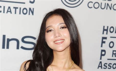 Where Is Wenwen Han Now Know About Her Facts Chinese Actress Violinist Modeling Career