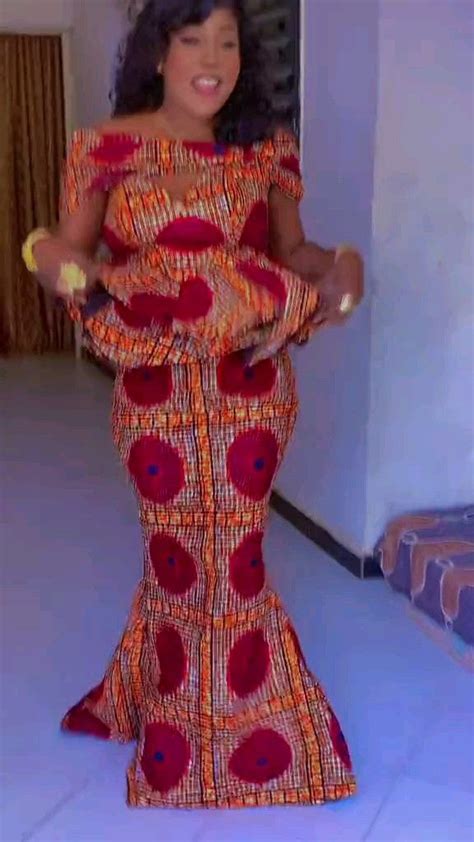Taille Basse En Jupe Sirene African Design Dresses African Fashion African Dresses For Women