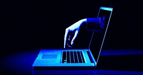 guy brags about stealing millions of pageviews by rewriting
