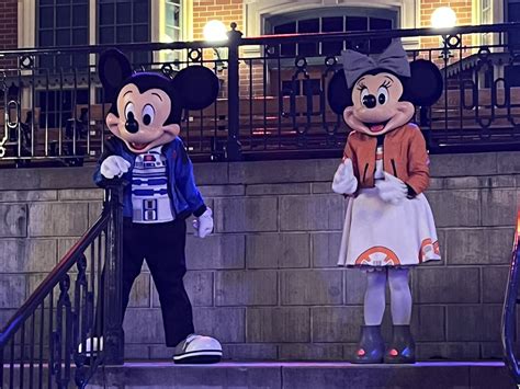 Has Star Wars Nite At Disneyland Lost Its Appeal Disney Mouseketeer