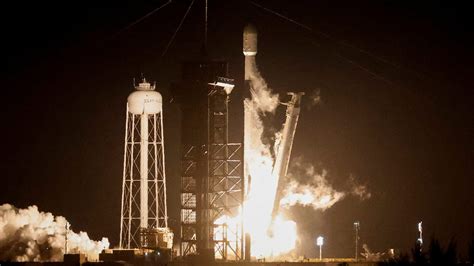 Spacex Launches Odysseus Elon Musk Aims To Land First Private Lander
