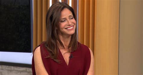 Actor Andrea Savage On New Show Tulsa King Working With Sylvester Stallone Cbs News