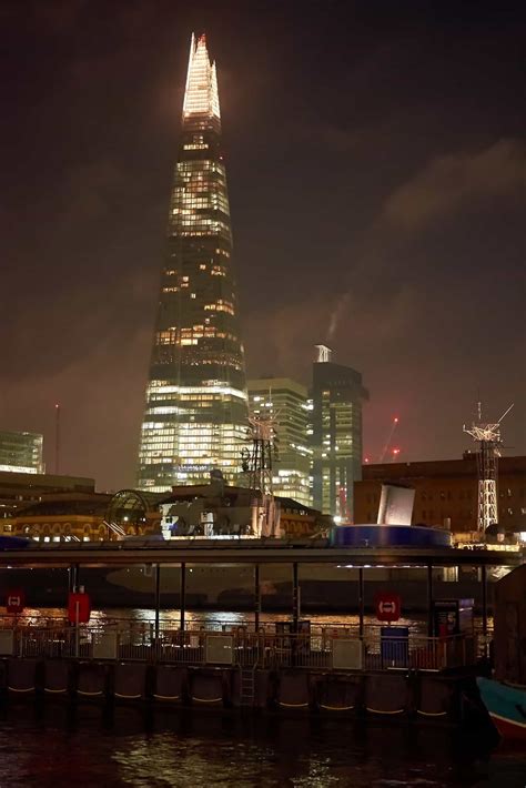 무료 사진 도시 건축 물 건물 하늘 어둠 황혼 석양 밤 도시 풍경