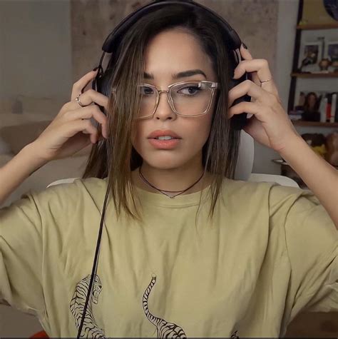 Love Jerking To Valkyraes Beautiful Face Scrolller