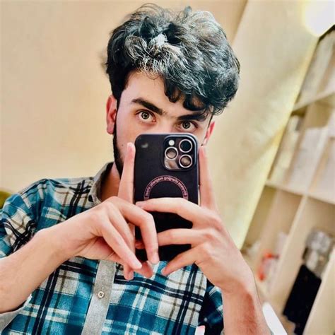 Fayaz Salimi Official Fayaz Salimi Official • Threads Say More