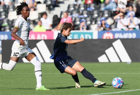 画像・写真：先制ゴールを決める田中 サッカー：時事ドットコム