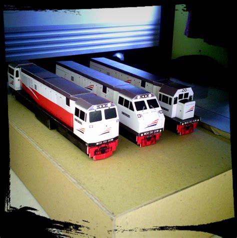 Jual Miniatur Kereta Api Kertas Enolink