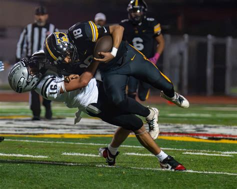 Watsonville Football Bounces Back To Beat Nmc Weeklys Sports Roundup