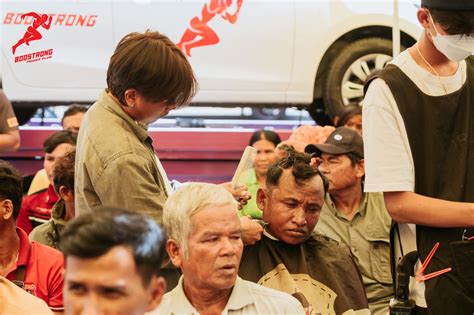 អ្នកកំពង់ឆ្នាំងត្រូវរង្វាន់ធំម្ដង ៦គ្រឿង Boostrong ចិត្តល្អ