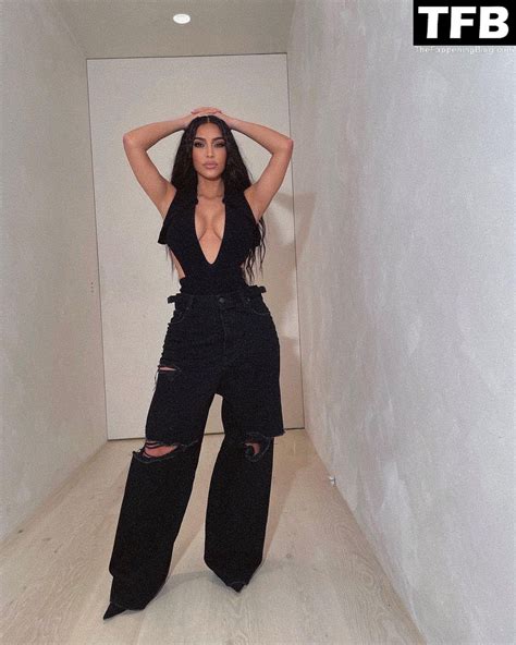 Kim Kardashian Puts Her Big Boobs On Display Photos Thefappening