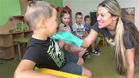 Английский в детском саду 11 Английский для детей Обучение Английскому языку Larkland Youtube