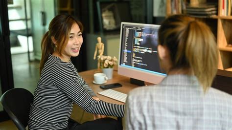 Python Vs JavaScript A Reasonable Comparison And Winner Selection