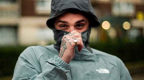 Ethan Mitchell · Artist Profile