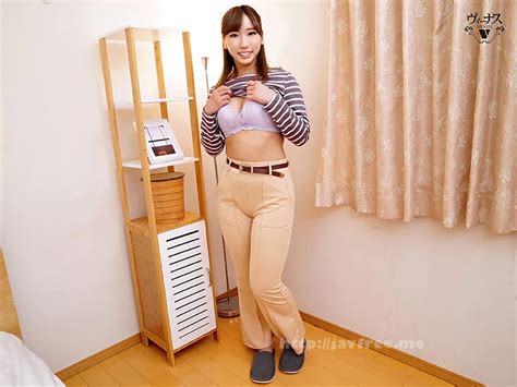 [kenu 002] 誘われると断れない隠れヤリマン巨乳人妻の汗だくご奉仕子作り浮気。気持ちいいことが好きすぎて、不倫でベロキス中出しsexを繰り返す結婚2年目背徳不倫妻。 High