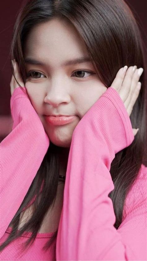 Eca Aura Dianggap Netizen Seperti Kakak Adik Dengan Surya Insomnia