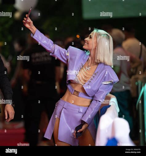 Isi Gl Ck Hi Res Stock Photography And Images Alamy