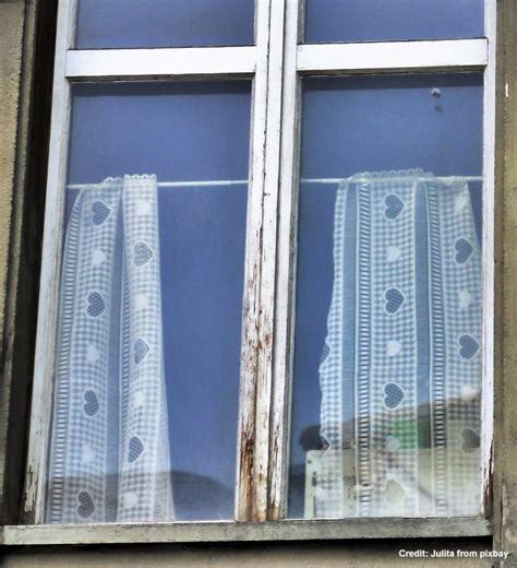 Should I Repair Or Replace My Old Windows