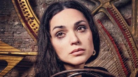 „დღეს რაჭაა მთელი საქართველო დავდივარ სოფლიდან სოფელში და ვხედავ ქვემოდან იმზირებიან