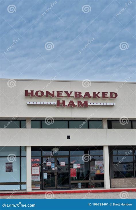 Honeybaked Ham Store Exterior In Humble Tx Vertical Format Editorial