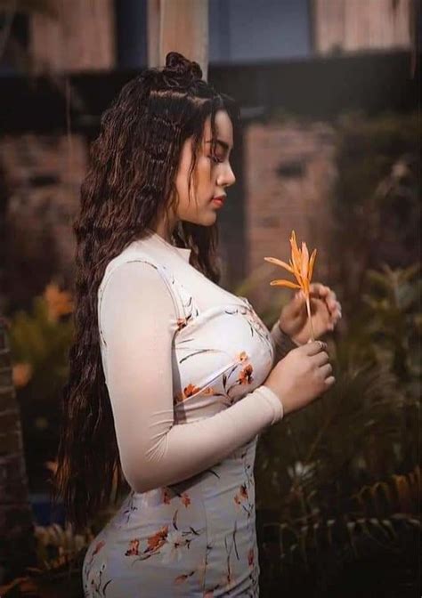 Shin Yoon Myat Maharnweoo Shin Yoon Myat Maharnweoo