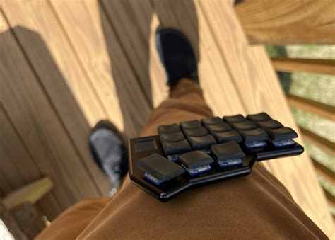 Wearable Split Keyboard On Pants Using Magnets Rergomobilecomputers