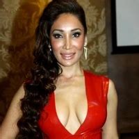 Sofia Hayat Has Nude Sex In The Unforgettable Movie Blowjob Blowjob