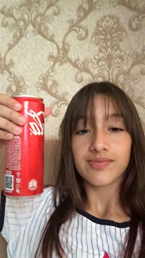 читать описание Красивые девочки Девочка Красивые девушки