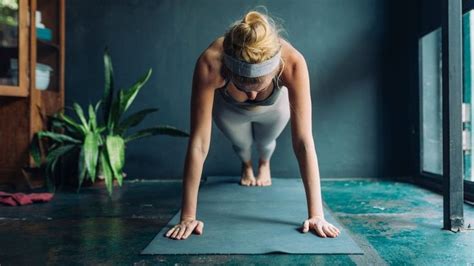 Bored Of Plank Pose These Variations Will Help Fire Up Your Core—and
