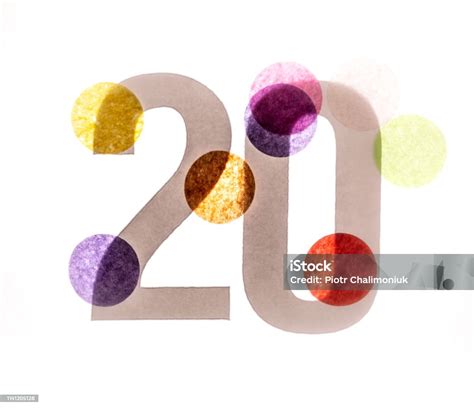20 숫자 스무 그래픽 블랙 숫자와 다채로운 바퀴와 창조적 인 타이포 그래피 생일 축 하 0명에 대한 스톡 사진 및 기타 이미지
