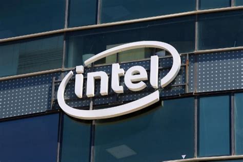 Intel Faces Class Action Lawsuits Over Meltdown And Spectre