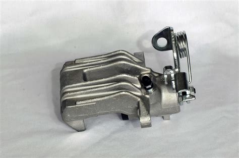 Спирачен Апарат Заден Десен Ляв Ауди А6 Ц5 Фолксваген Пасат Б5 Б55 4Х4 гр Перник Твърди ливади