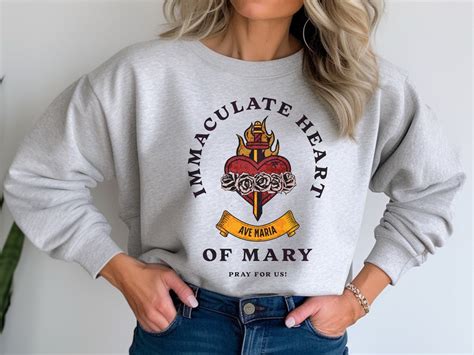 Immaculate Heart Of Mary Vintage Style Catholic Sweatshirt For Women