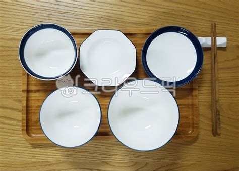 그릇 사기그릇 도자기 도자기그릇 목업 사진 이미지 일러스트 캘리그라피 제제3515작가