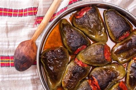 Пълнени чушки пиперки с кайма и ориз Кайма